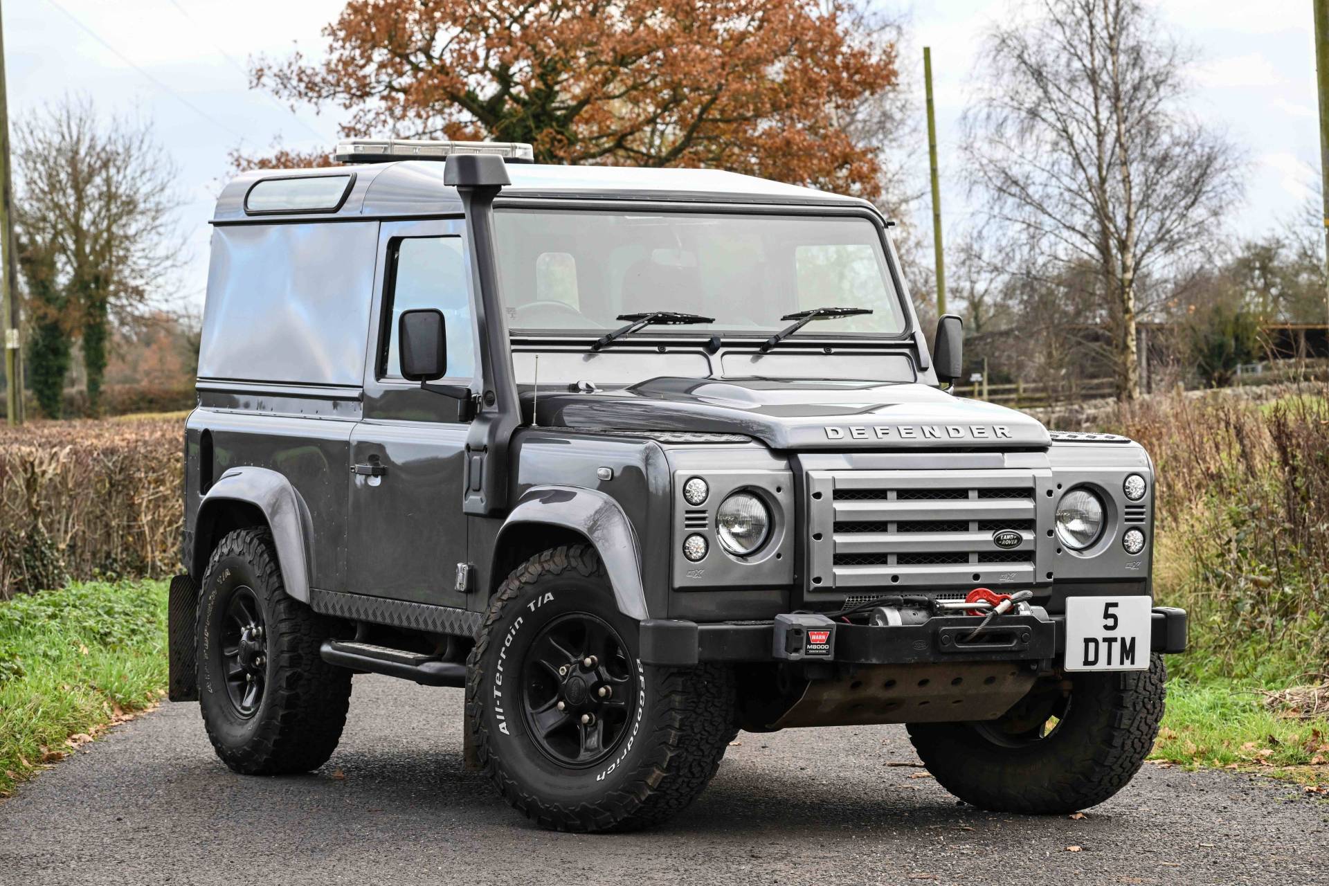 En venta: Land Rover Defender 90 (2013) offered for 31.497