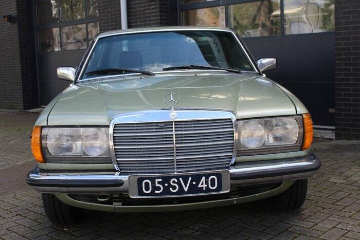 For Sale: Mercedes-Benz 230 C (1977) offered for Price on request