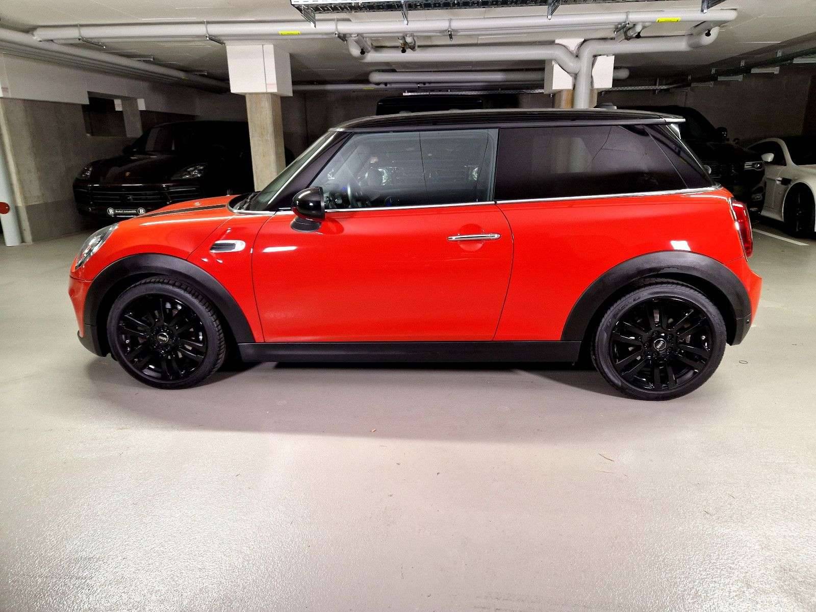 En venta: Mini Cooper (2018) offered for 16.950