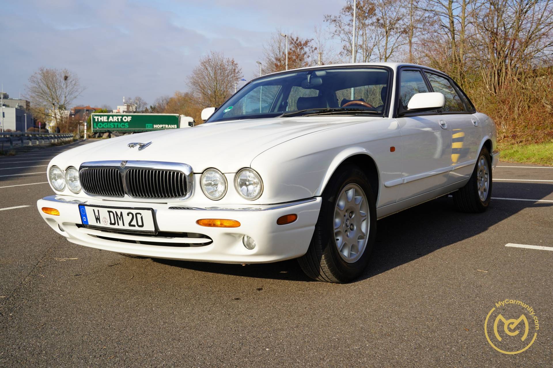 Jaguar XJ 8 Executive (1998) en vente pour 1 000