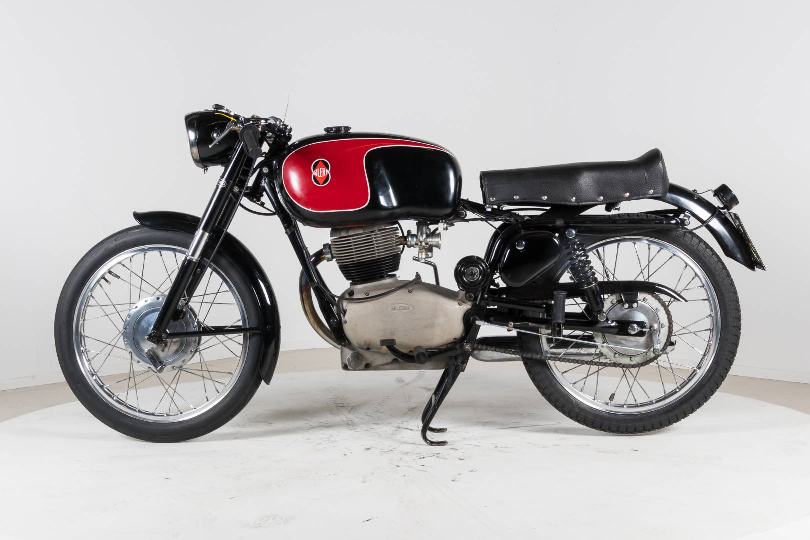 Gilera 175 Sport Oldtimer Motorrad kaufen - Classic Trader