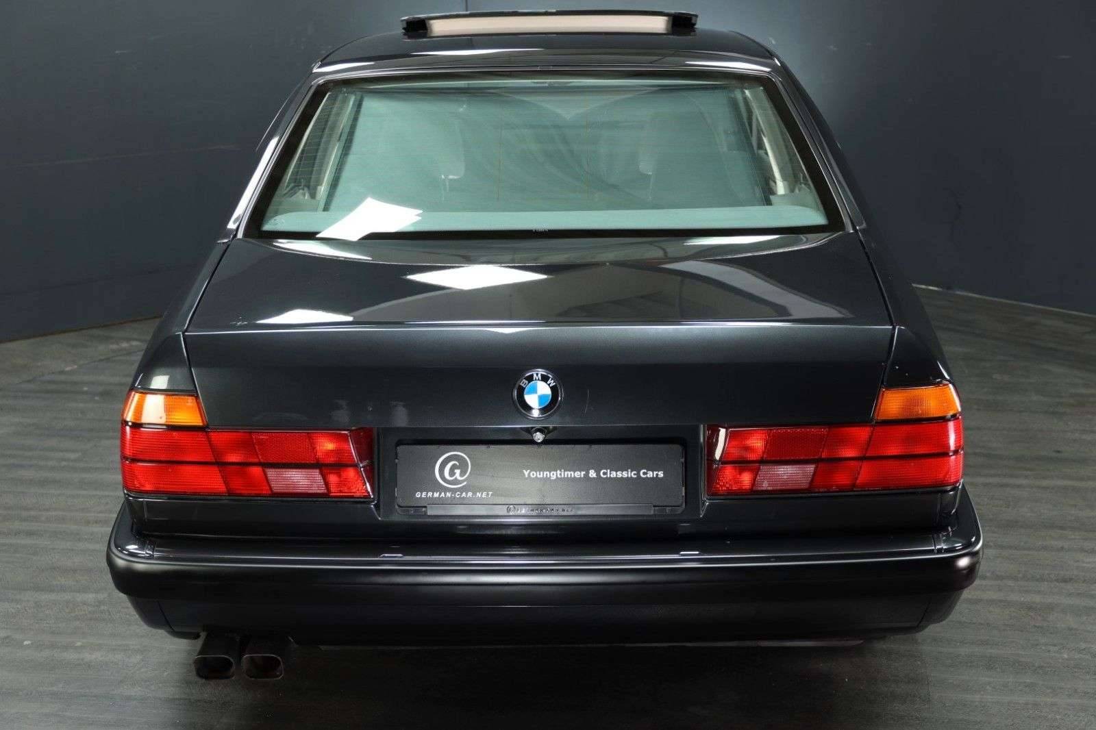 For Sale: BMW 750i (1993) offered for €34,900