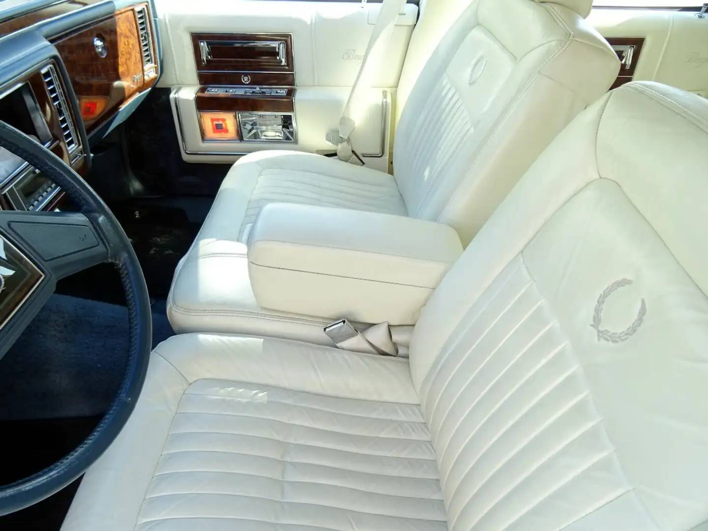 Cadillac Brougham Elegance (1992) in vendita a 18.500