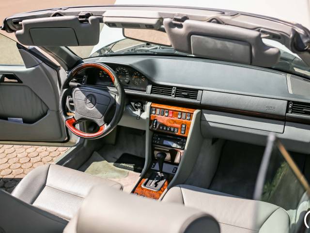 Mercedes-Benz E-Class Classic Cars for Sale - Classic Trader