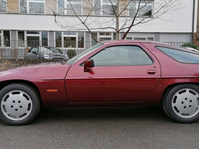 Porsche 928 Classic Cars for Sale - Classic Trader