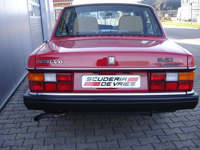 Volvo 240 Classic Cars for Sale - Classic Trader