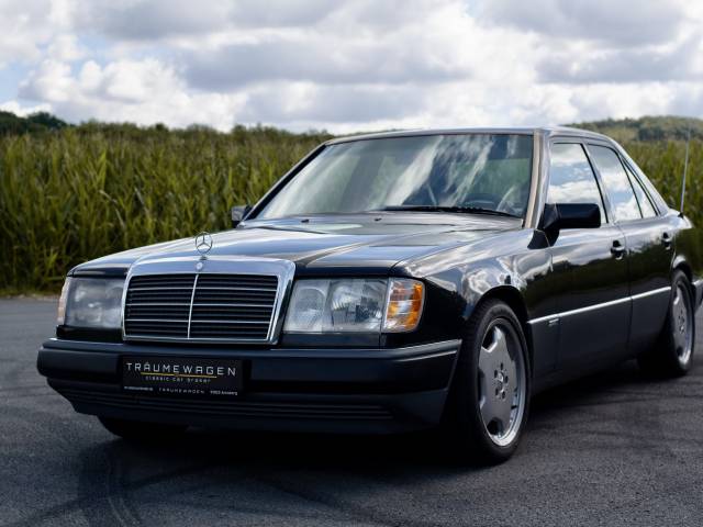 Mercedes-Benz E-Class Classic Cars for Sale - Classic Trader