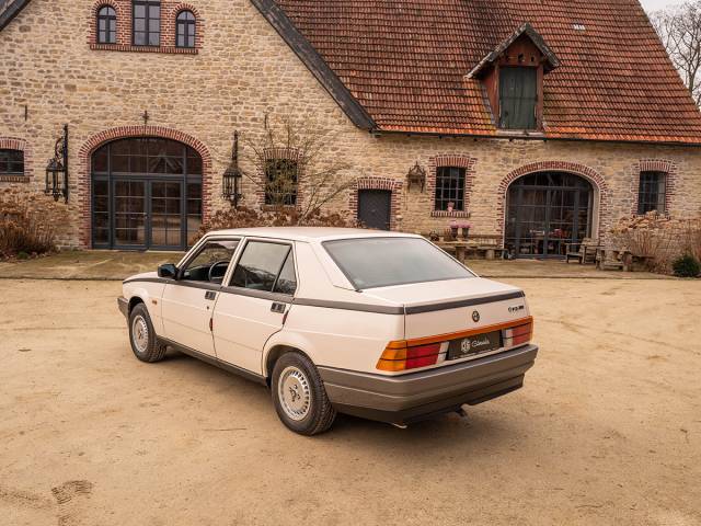 Alfa Romeo 75 Classic Cars for Sale - Classic Trader