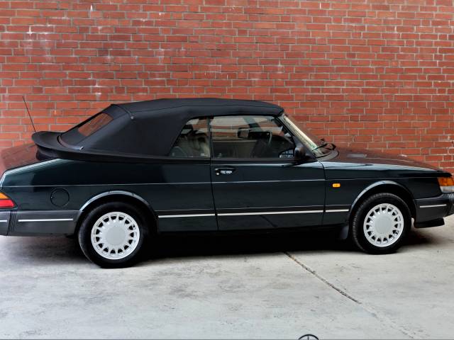 Saab 900 Classic Cars for Sale - Classic Trader