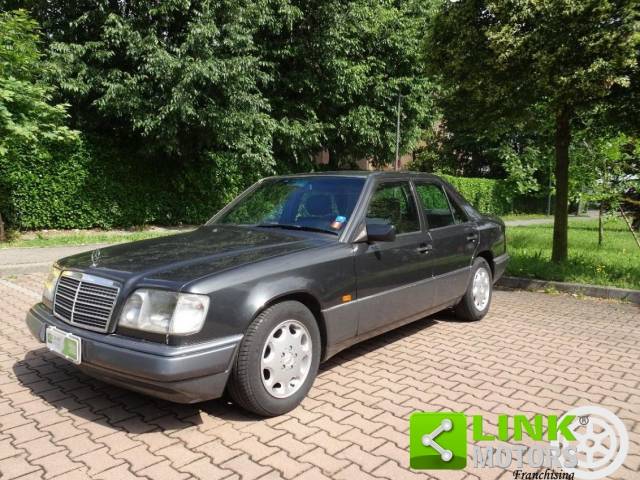 Mercedes-Benz E-Class Classic Cars for Sale - Classic Trader