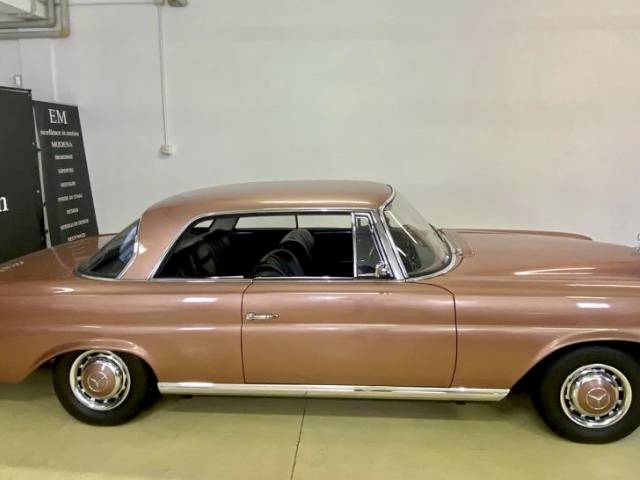 Mercedes-Benz 220 Classic Cars for Sale - Classic Trader