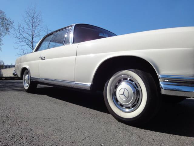 Mercedes-Benz 220 Classic Cars for Sale - Classic Trader