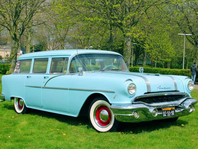 For Sale: Pontiac Chieftain (1956) offered for £23,911