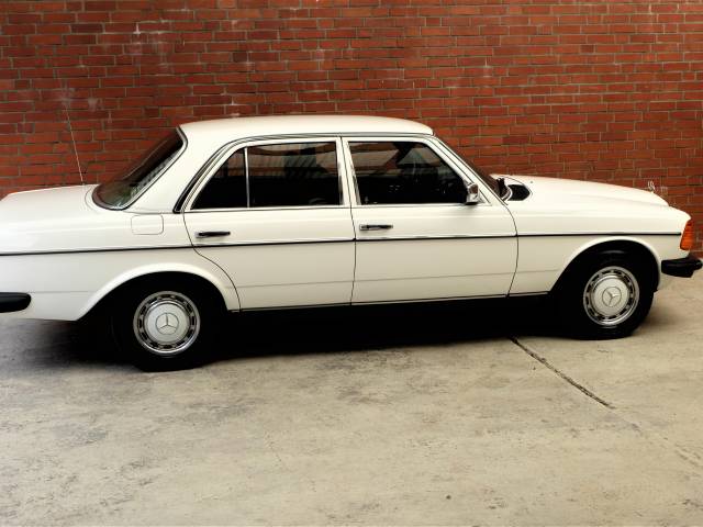 Mercedes-Benz 123 W 123 Classic Cars for Sale - Classic Trader