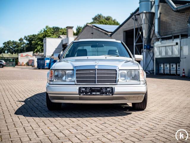 Mercedes-Benz E-Class Classic Cars for Sale - Classic Trader