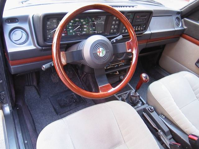 Alfa Romeo Alfetta d'epoca in vendita - Classic Trader