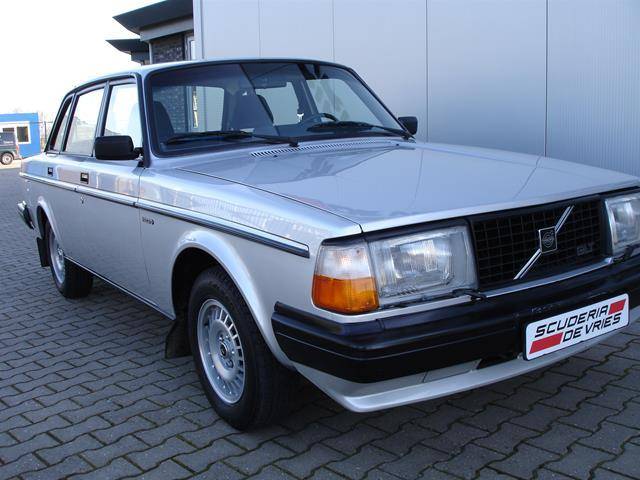 Volvo 240 Classic Cars for Sale - Classic Trader