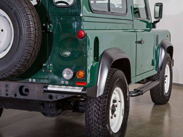 Land Rover Defender Classic Cars for Sale - Classic Trader