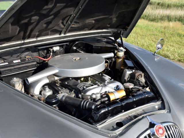 For Sale: Jaguar Mk II 3.4 (1961) offered for AUD 53,830