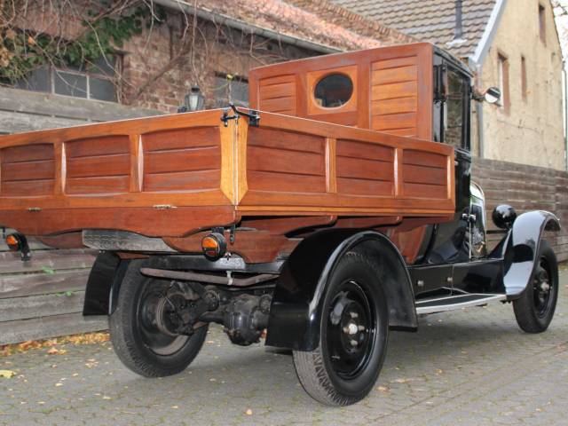 Klassische Fahrzeuge Mario Engels in 50189 Elsdorf (Deutschland ...