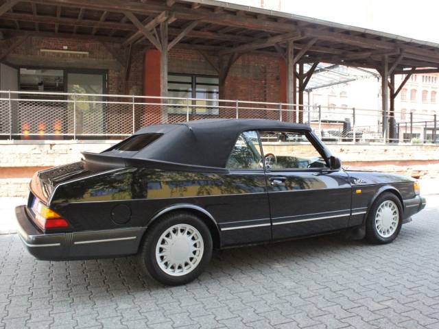 Saab 900 Convertible Classic Cars for Sale - Classic Trader