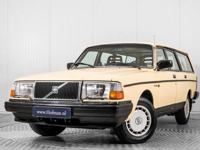 Volvo 240 Classic Cars for Sale - Classic Trader