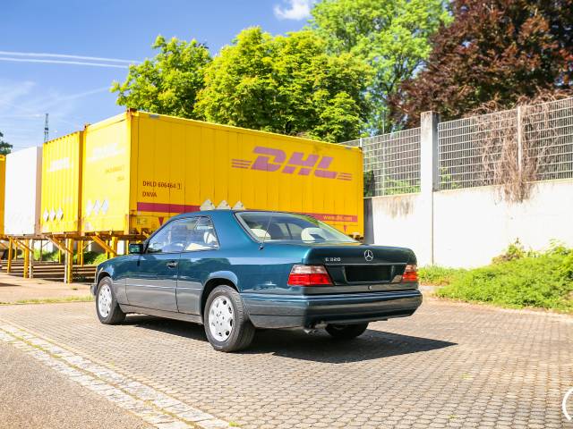 Mercedes-Benz E-Class Classic Cars for Sale - Classic Trader