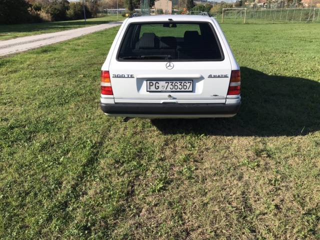 Mercedes-Benz E-Class Classic Cars for Sale - Classic Trader