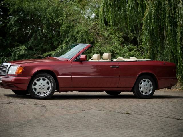 Mercedes-Benz E-Class Classic Cars for Sale - Classic Trader