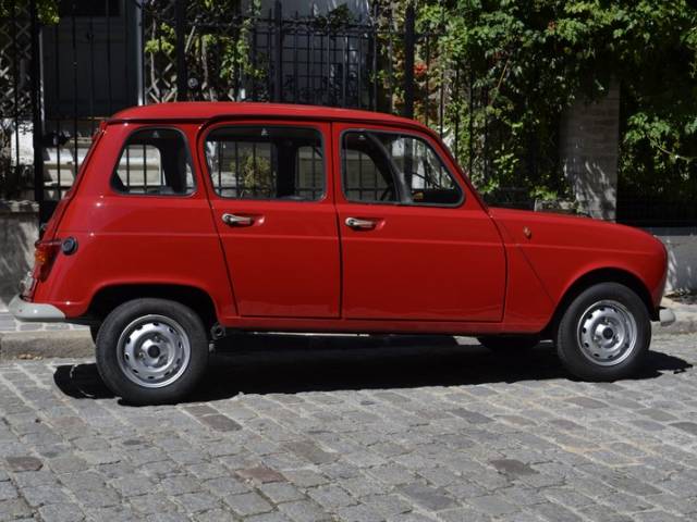 Renault R 4 Classic Cars for Sale - Classic Trader