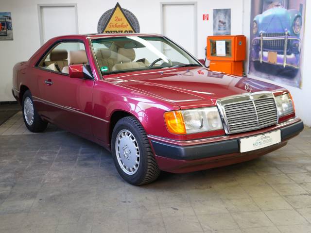 Mercedes-Benz E-Class Classic Cars for Sale - Classic Trader