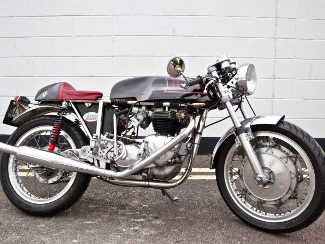 Triumph Classic Motorcycles for Sale - Classic Trader