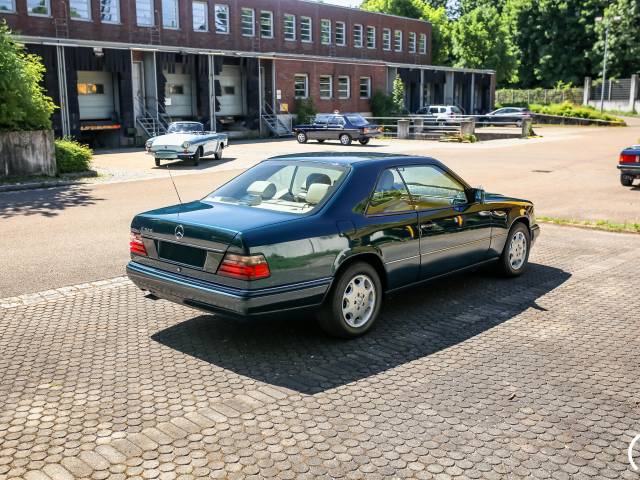 Mercedes-Benz E-Class Classic Cars for Sale - Classic Trader