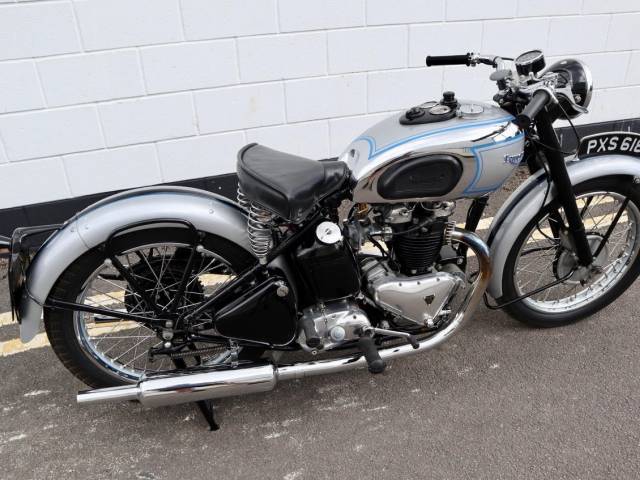 Triumph Oldtimer Motorrad kaufen - Classic Trader