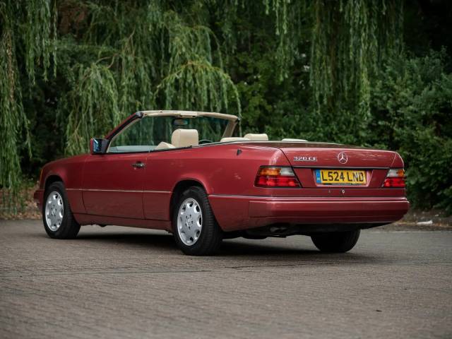 Mercedes-Benz E-Class Classic Cars for Sale - Classic Trader