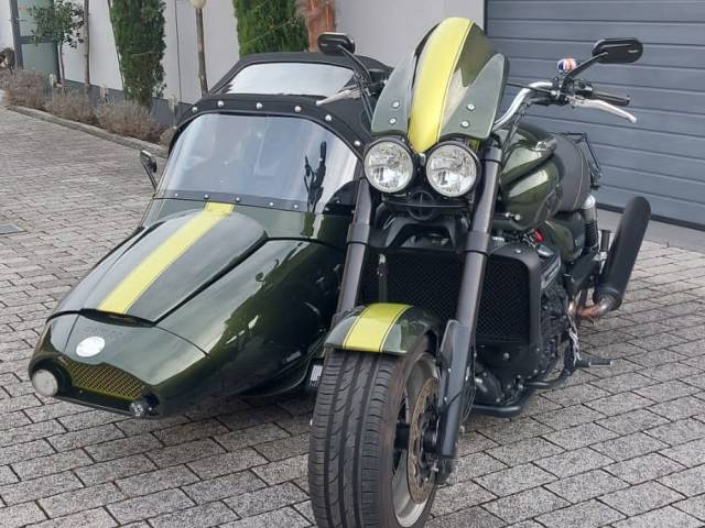 Triumph Rocket III Armec Gespann Oldtimer Motorrad kaufen - Classic Trader