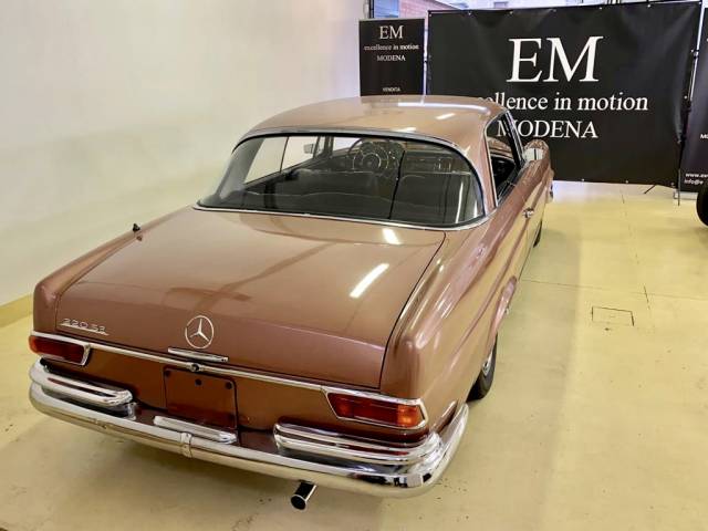 Mercedes-Benz 220 Classic Cars for Sale - Classic Trader