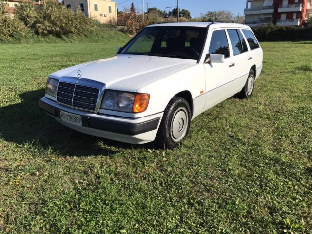 Mercedes-Benz E-Class Classic Cars for Sale - Classic Trader