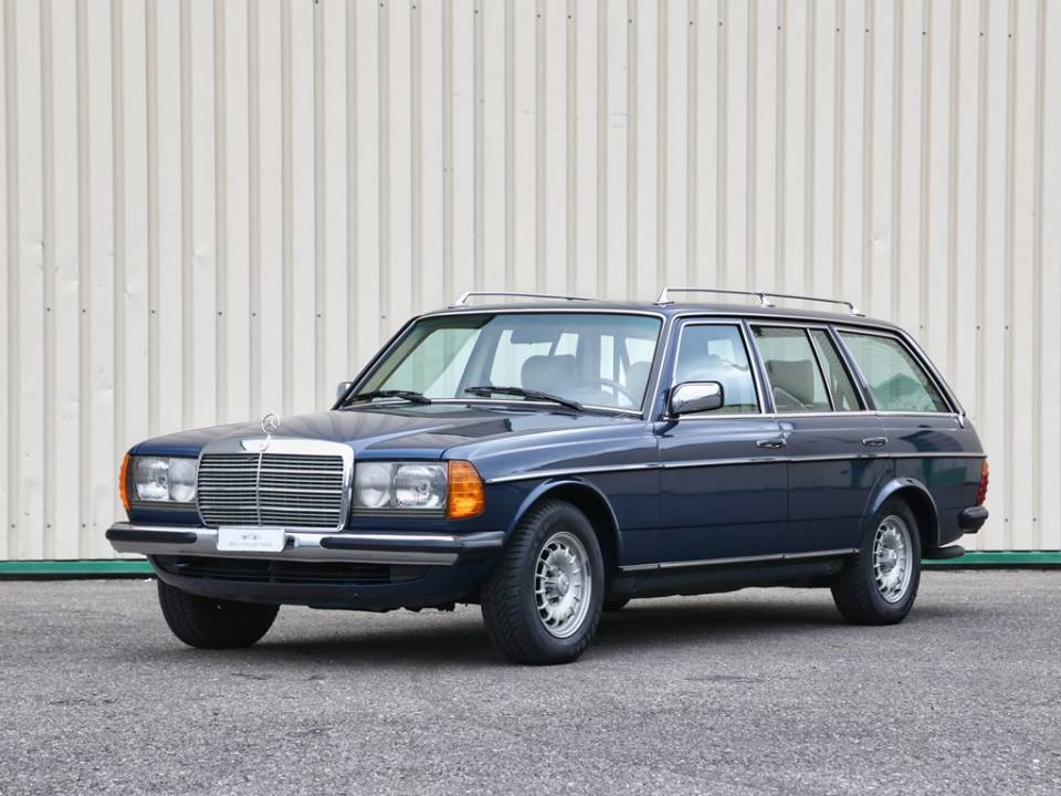 Mercedes-Benz 123 Classic Cars for Sale - Classic Trader