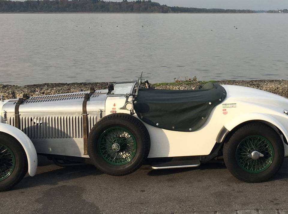 For Sale: MG MGB (1985) offered for £19,648