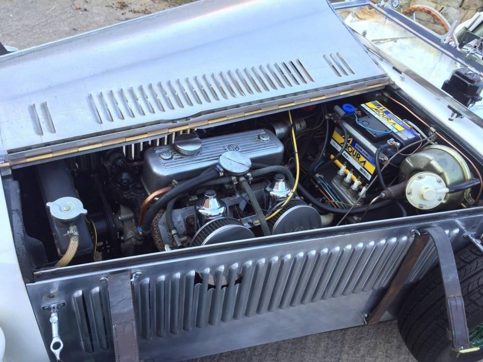 For Sale: MG MGB (1985) offered for £19,648