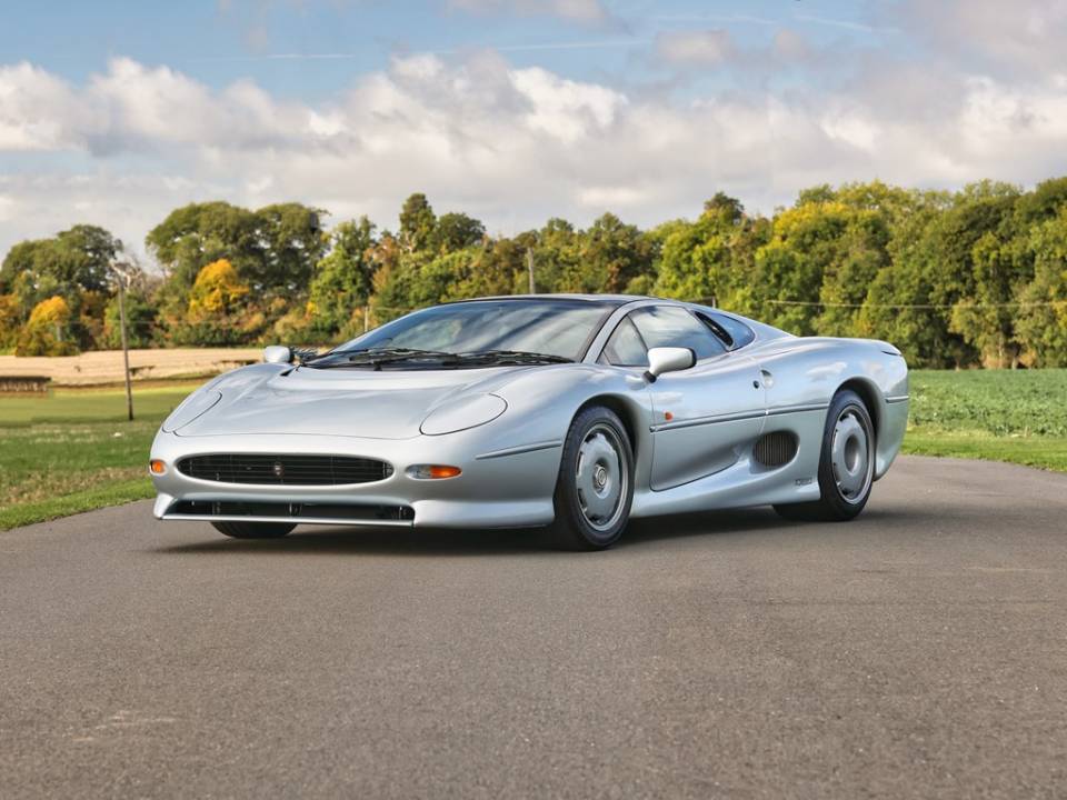 Jaguar XJ220 Classic Cars for Sale | Classic Trader