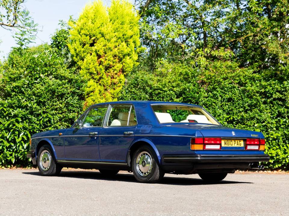 For Sale: Rolls-Royce Silver Spirit III (1994) offered for £13,000
