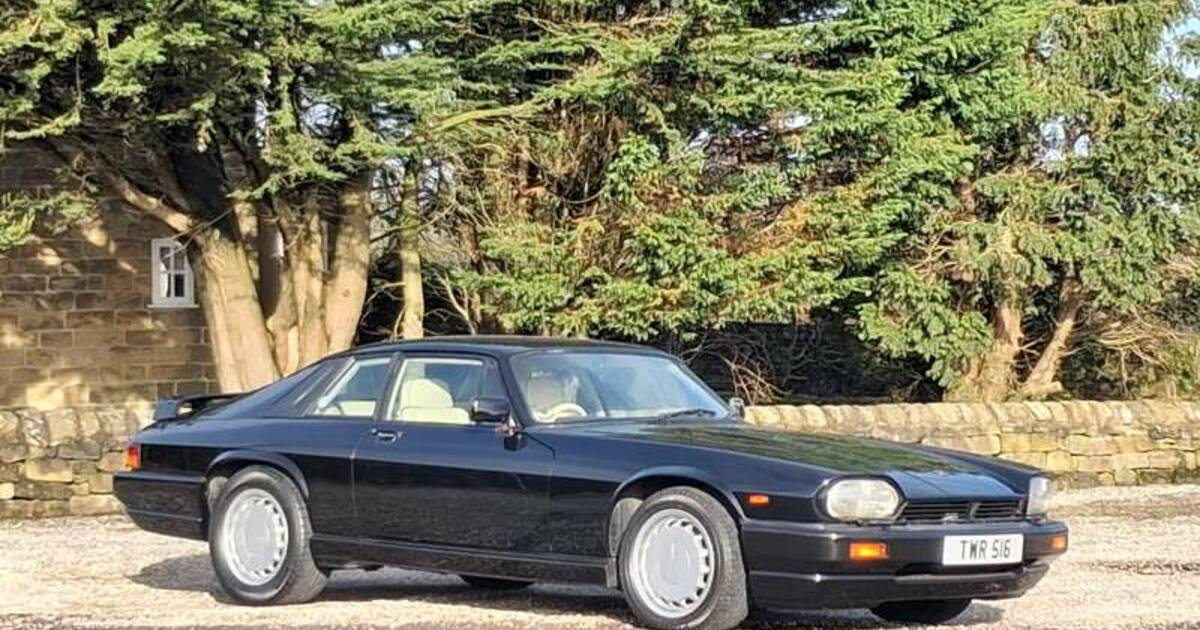 For Sale: Jaguar XJRS 6.0 (1990) offered for Auction vehicle