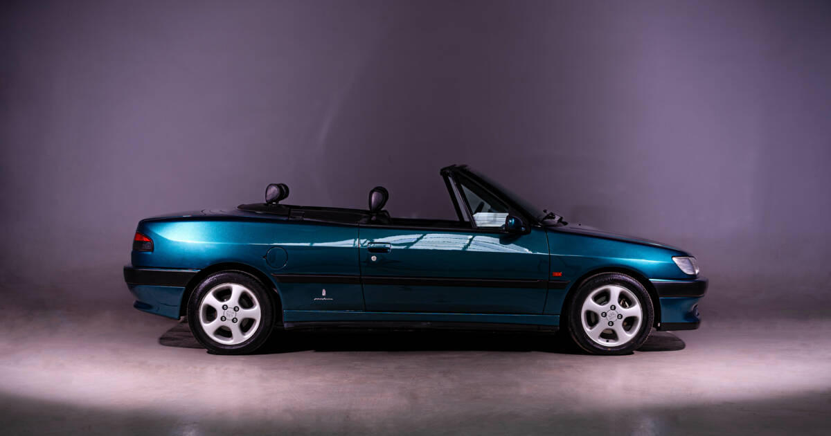 For Sale: Peugeot 306 2.0i (1994) offered for £10,301