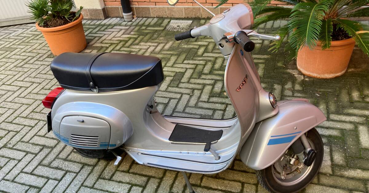 Piaggio Vespa 125 Primavera ET3 Classic Motorcycles for Sale