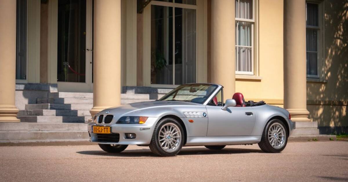 For Sale: BMW Z3 2.8 (1998) offered for £17,045