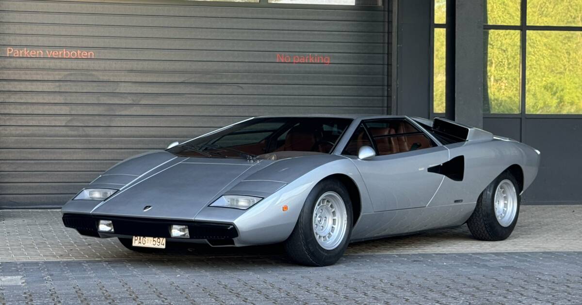 For Sale: Lamborghini Countach LP 400 (1975) offered for Price on request