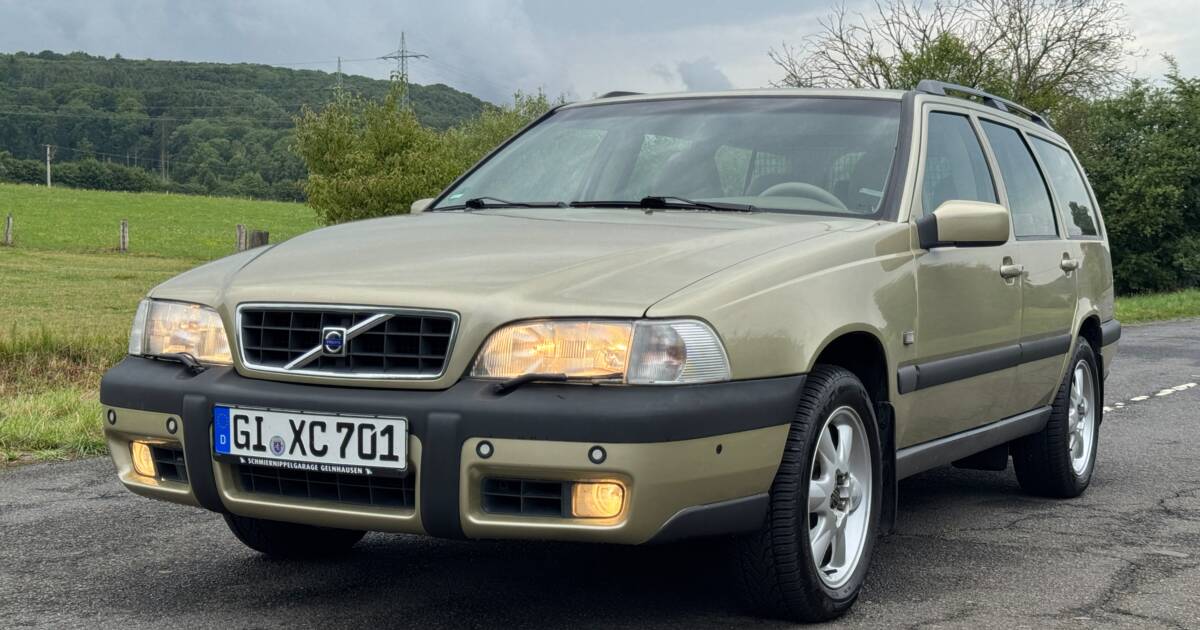 Volvo V 70 XC 2.5T (1998) in vendita a 19.900