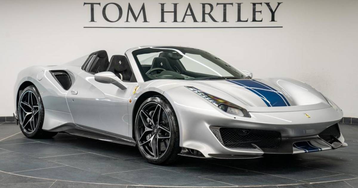 Ferrari 488 Pista Spider (2019) in vendita a 558.498